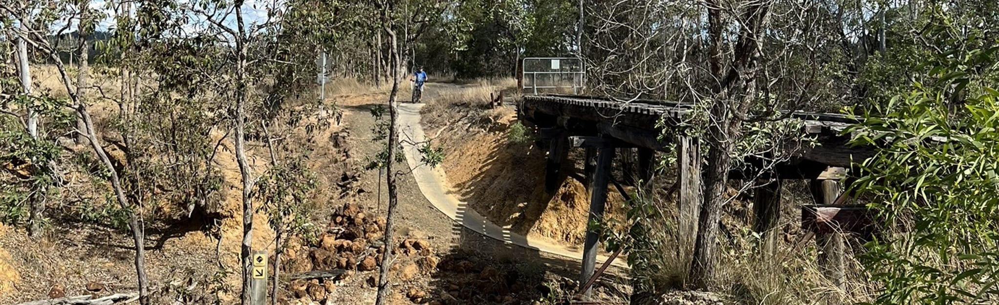 Brisbane Valley Rail Trail: Esk to Sandy Creek, Queensland, Australia ...