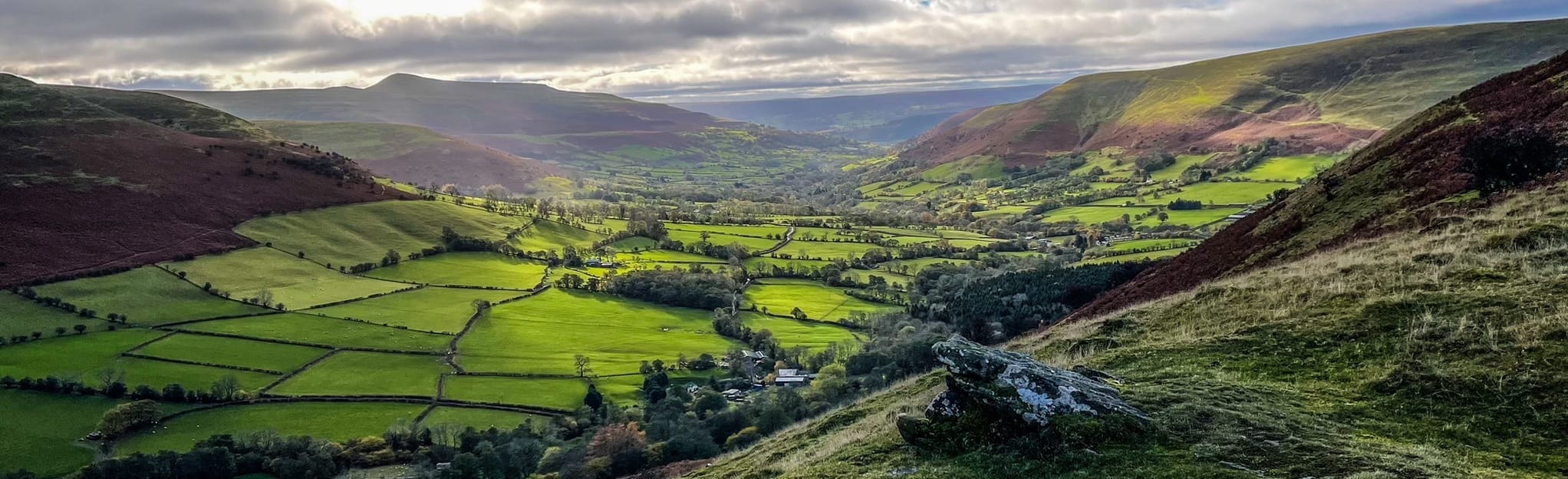 Dragons Back and Waun Fach: 519 Reviews, Map - Powys, Wales | AllTrails