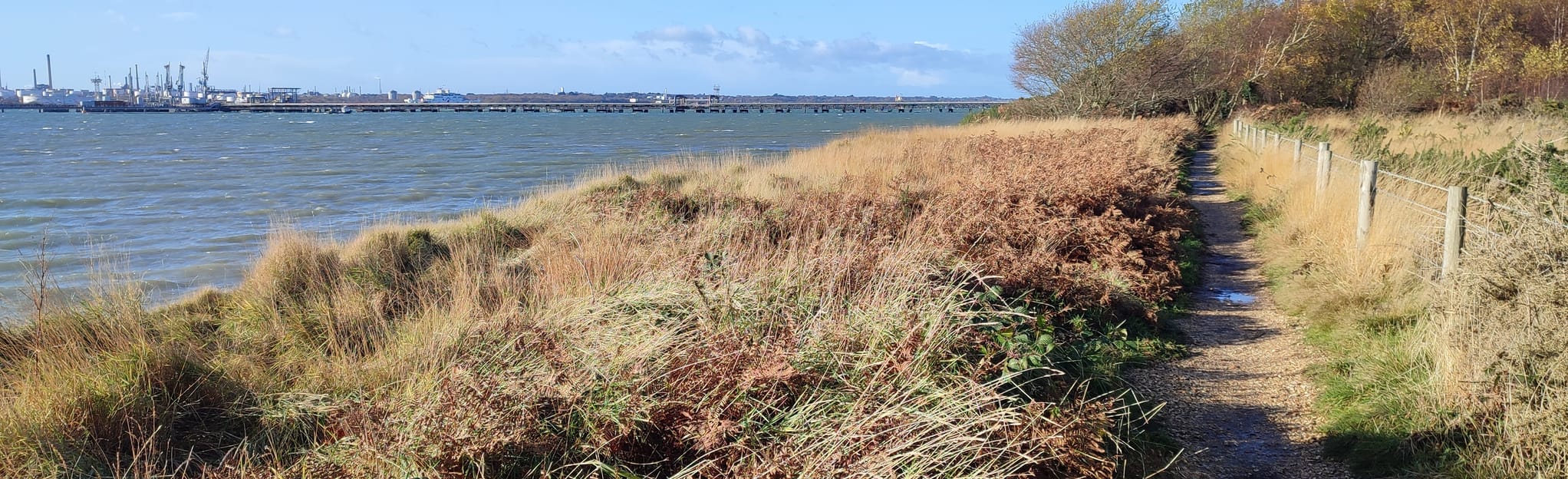 Hamble Common and Village Circular: 84 foto's - Hampshire, Engeland ...