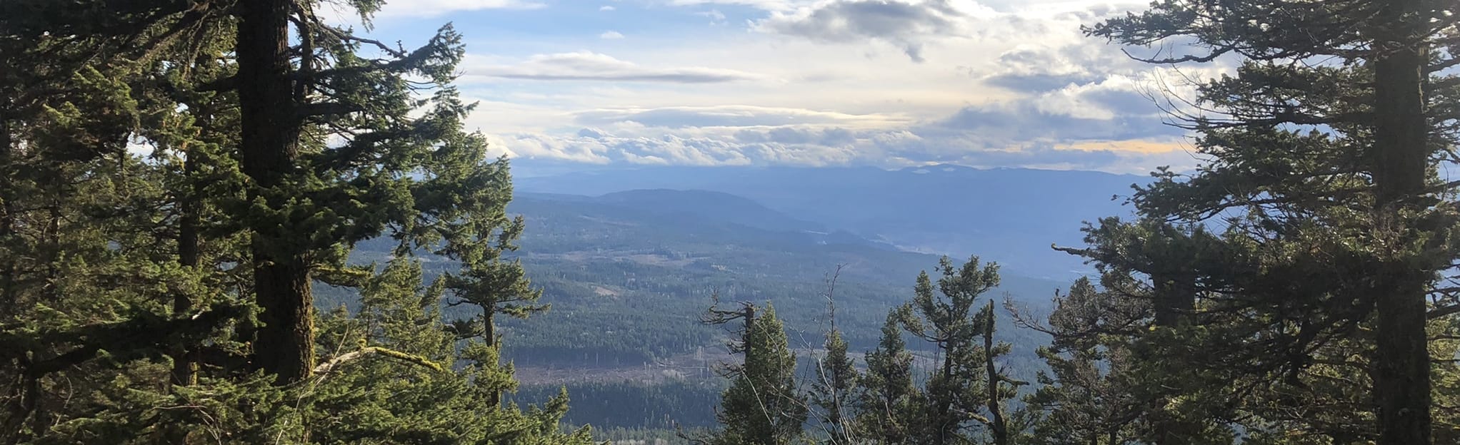 High Rim Trail: Beaver Lake to Monolith Rock: 9 Reviews, Map - British ...