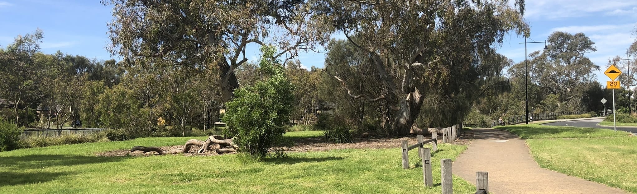 Mernda Creek Linear Park Loop: 6 Reviews, Map - Victoria, Australia ...