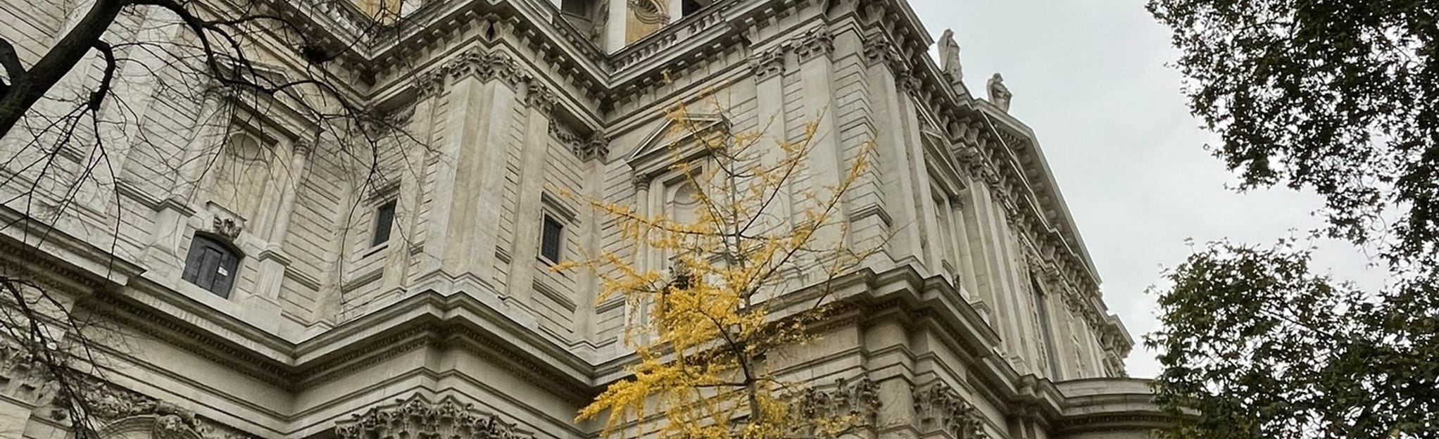 Spitalfields, Shoreditch, Barbican and St Paul's Cathedral, London ...