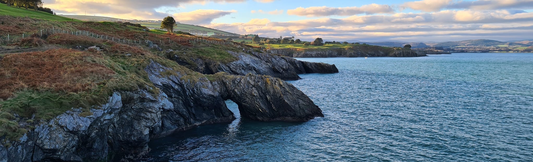 Glen Beach Cliff Walk: 405 foto - County Wicklow, Irlanda | AllTrails