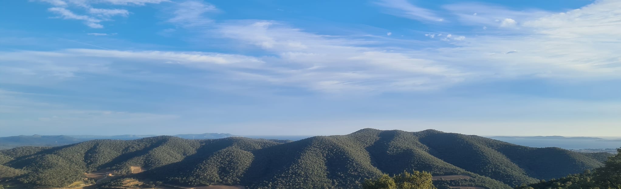 Les Borrels via the Chemin de la Font de la Truye: 13 Reviews, Map ...