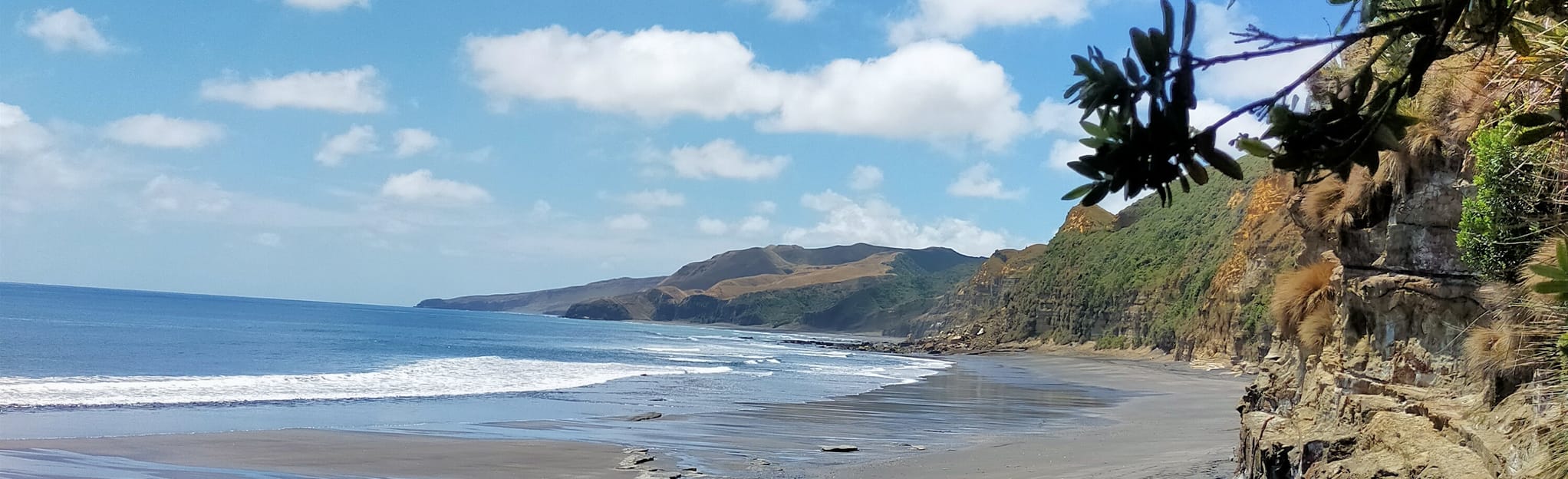 Waikawau Tunnel Beach Walk, Waikato, New Zealand - 3 Reviews, Map ...
