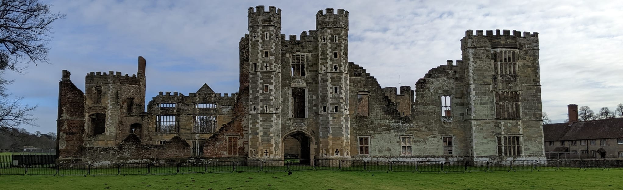 Chichester Cathedral Pilgrimage from Easebourne: 328 Fotos - West ...