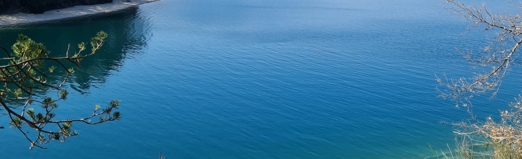Lac d'Esparron-de-Verdon | Map, Guide - Alpes-de-Haute-Provence, France ...