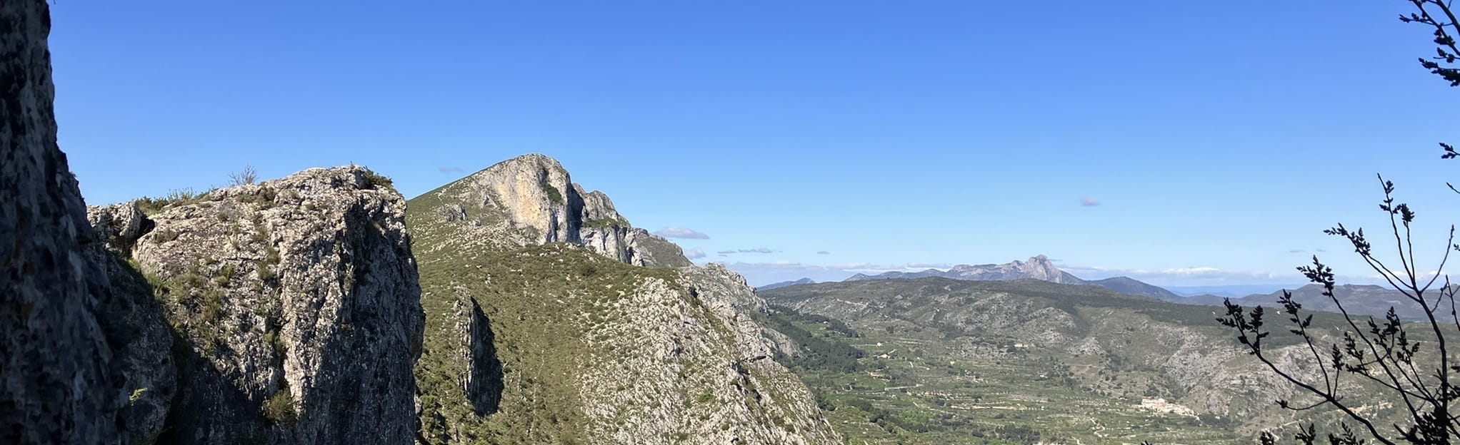 Vall de La Gallinera - Passet de Benissivà - Penya Foradà, Alicante ...