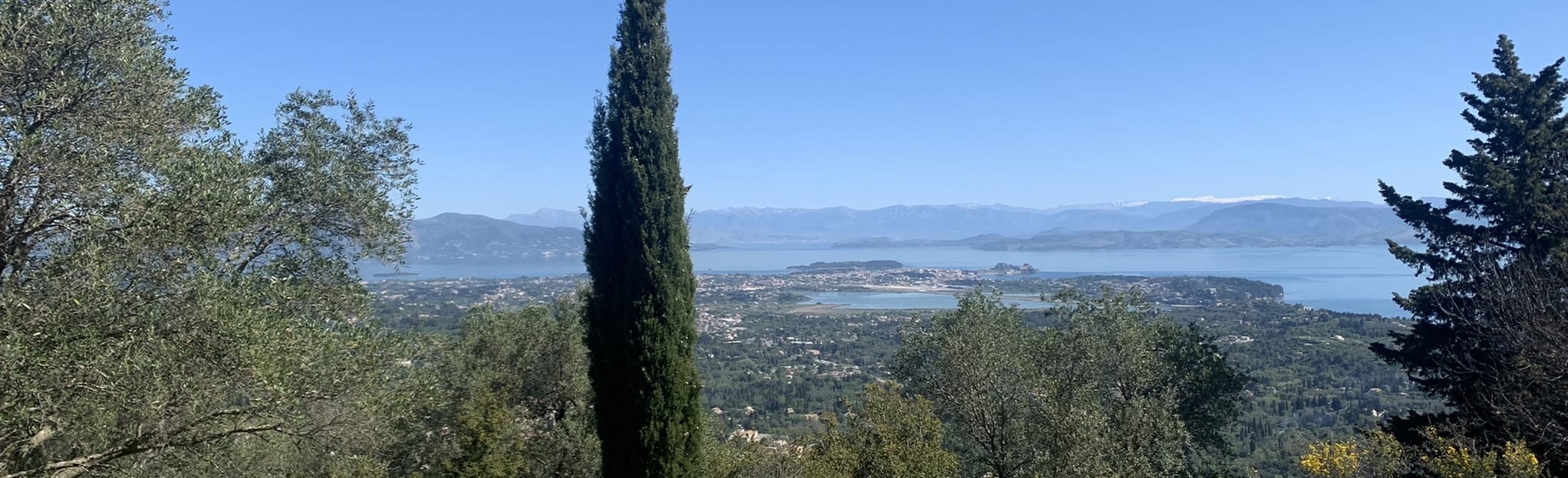 Ano Garouna - Monastère de Pantokratoras - Radar de Corfou - Agii Deka ...