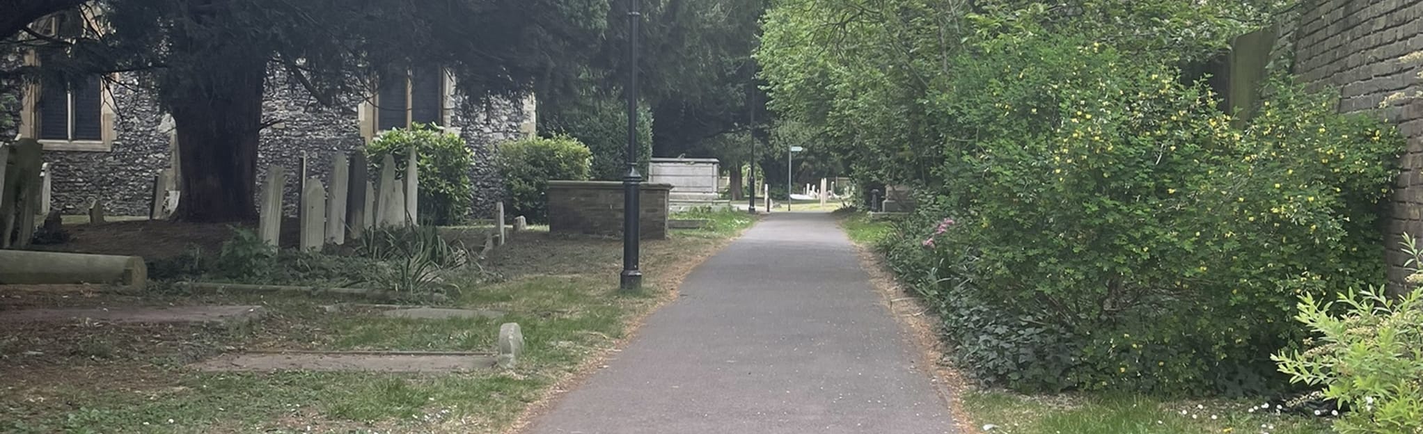 Saxon Lake and Harmondsworth Moor Circular: 29 Fotos - London, England ...