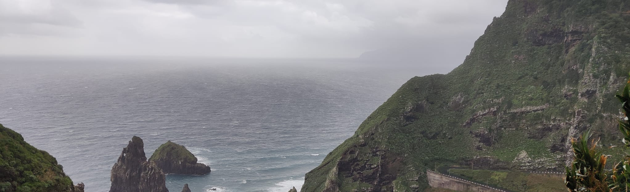 Trilho dos Fontanários da Vereda da Fajã do Barro: 1 Fotos - Madeira ...