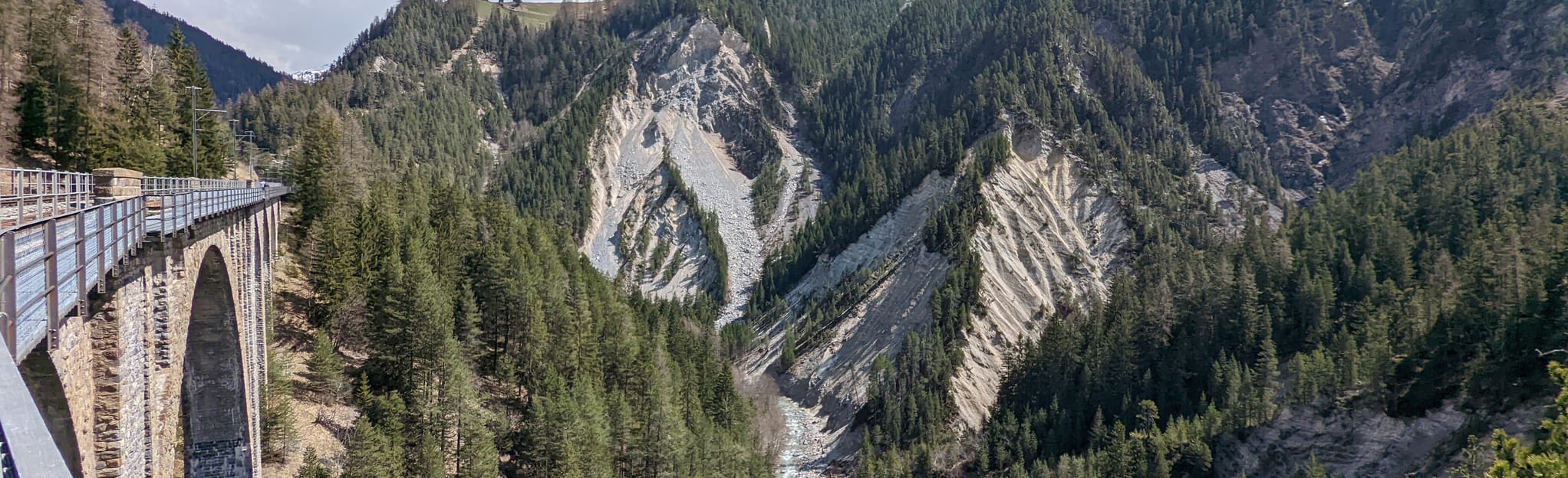 Filisur - Davos Wiesen via Viaduct Hiking trail, Graubünden ...