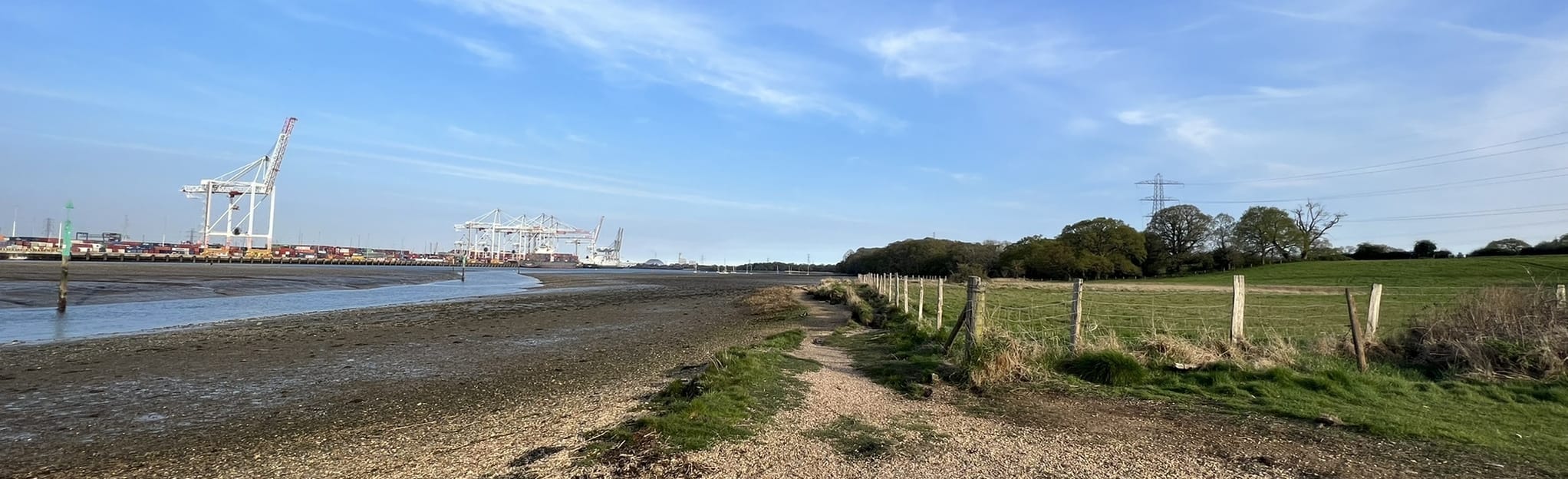 Eling Toll Bridge, Goatee Shore and Bury Marshes Circular, Hampshire ...