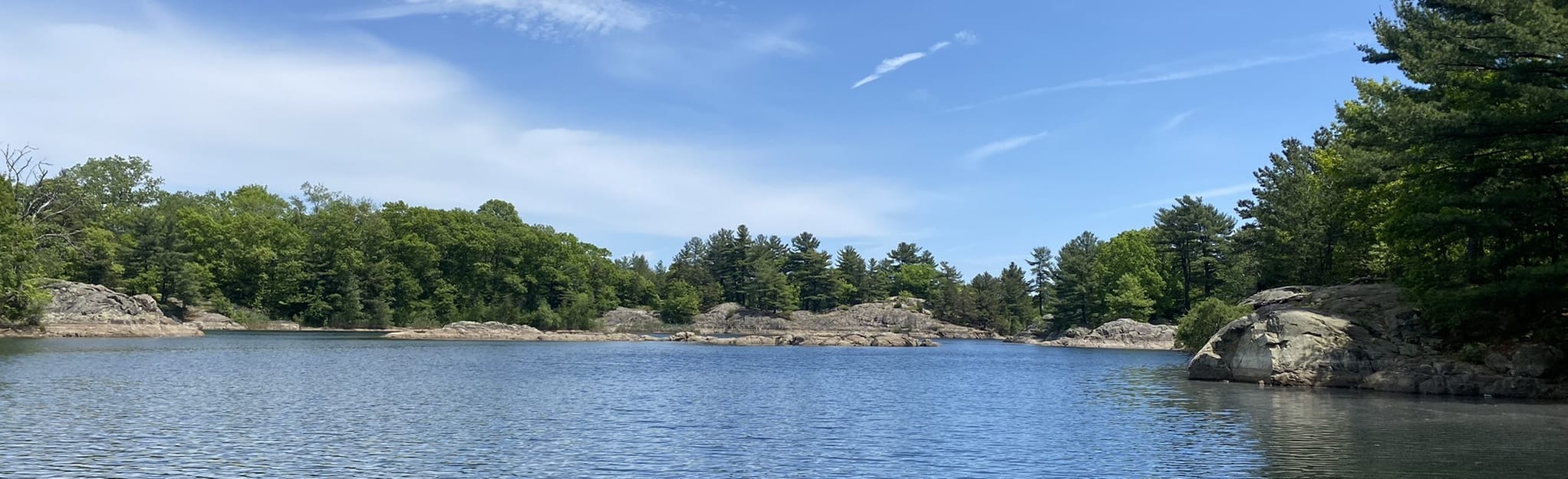 Middlesex Fells Reservoir and Boojum Rock: 1.264 Fotos - Massachusetts ...
