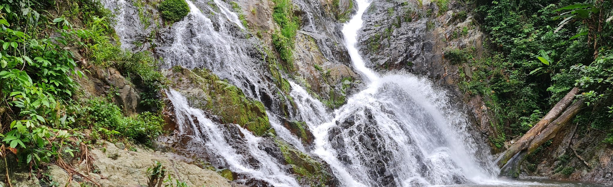 Lata Meraung Waterfall: 6 foto's - Pahang, Maleisië | AllTrails
