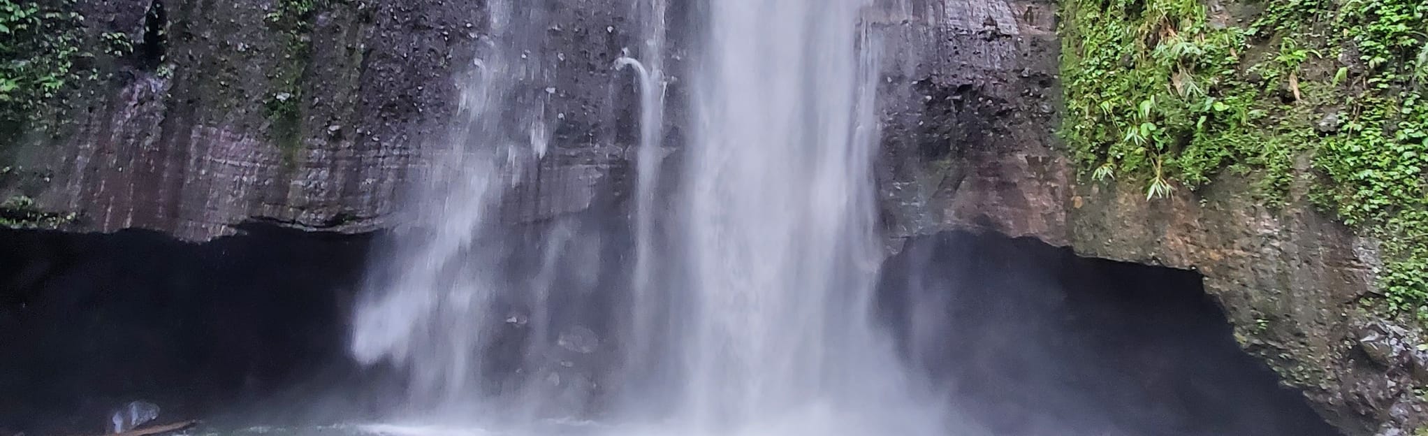 Cisadane waterfall : 6 Photos - Java occidental, Indonésie | Randonnée ...