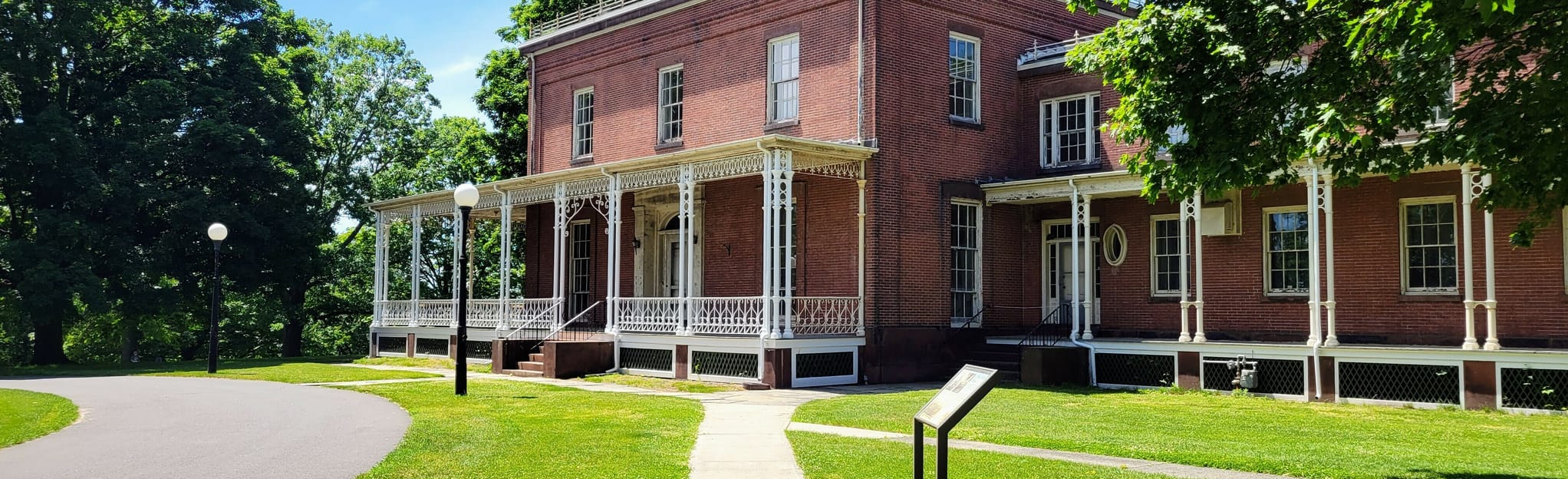 Springfield Armory and Officers Quarters Loop: 2 Reviews, Map ...