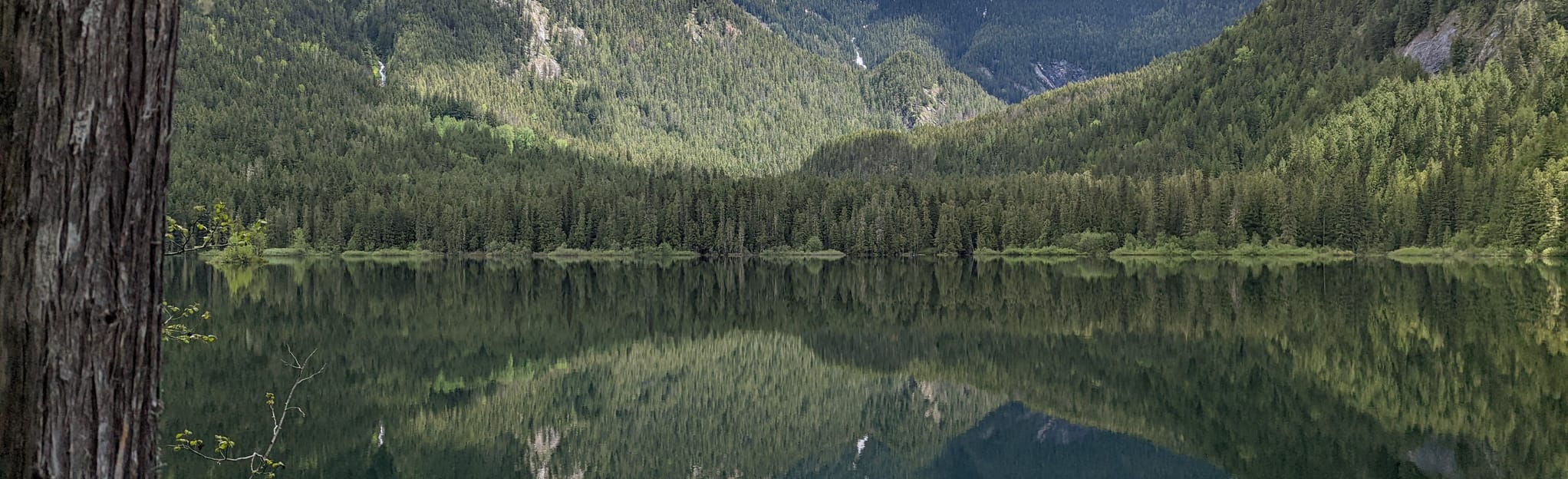 Spectrum Lake Trail: 105 Reviews, Map - British Columbia, Canada ...