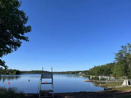 Best Hikes and Trails in Springfield Lake Beach Park | AllTrails