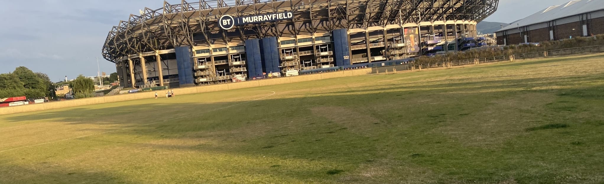 Murrayfield Stadium and Roseburn Park: 12 foto's - Edinburgh, Scotland ...