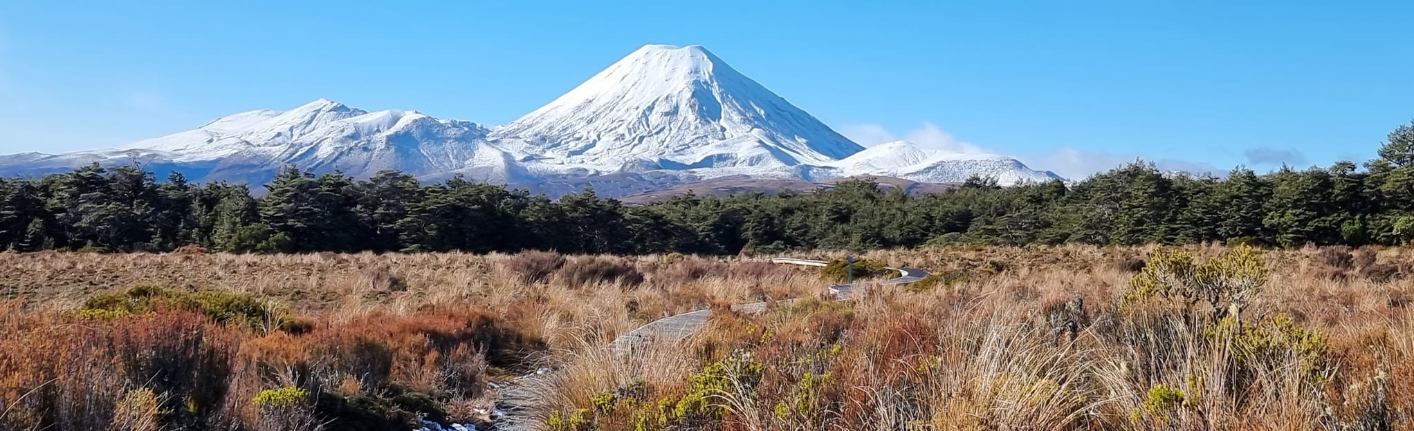 Round the Mountain Track: Whakapapaiti Hut to Whakapapa Village ...