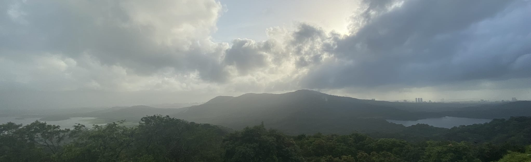 Mulund Peak - Cypress Hills Extended: 34 Fotos - Maharashtra, Indien ...