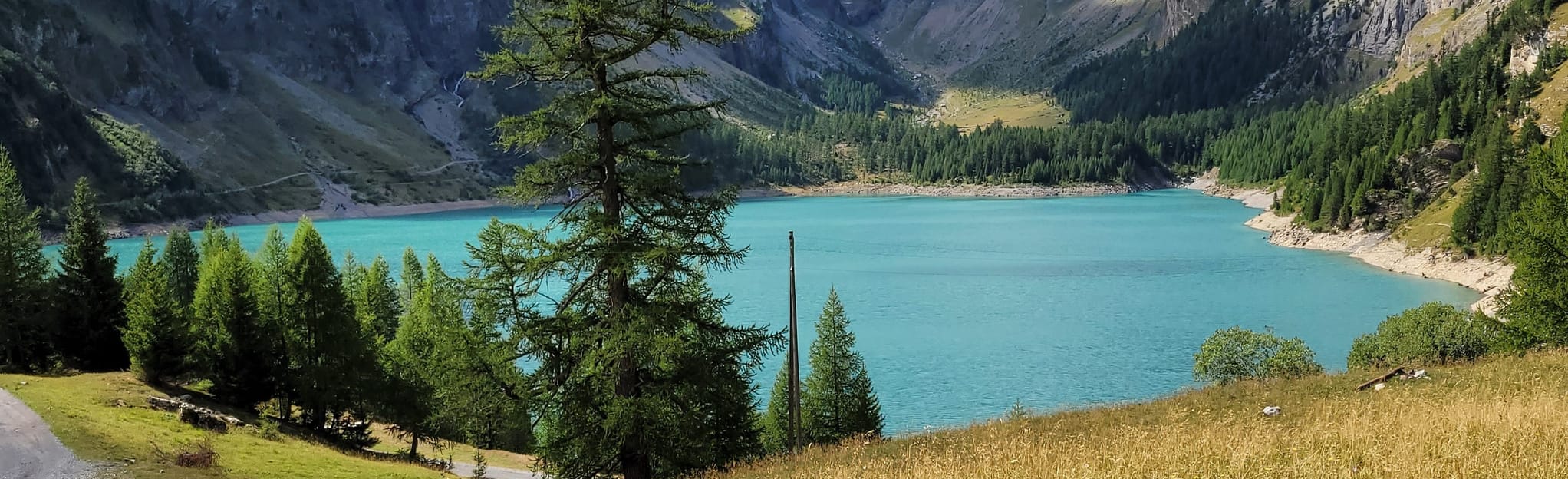 Lake Tseuzier - Montana via Bisse du Rô: 27 Reviews, Map - Valais ...