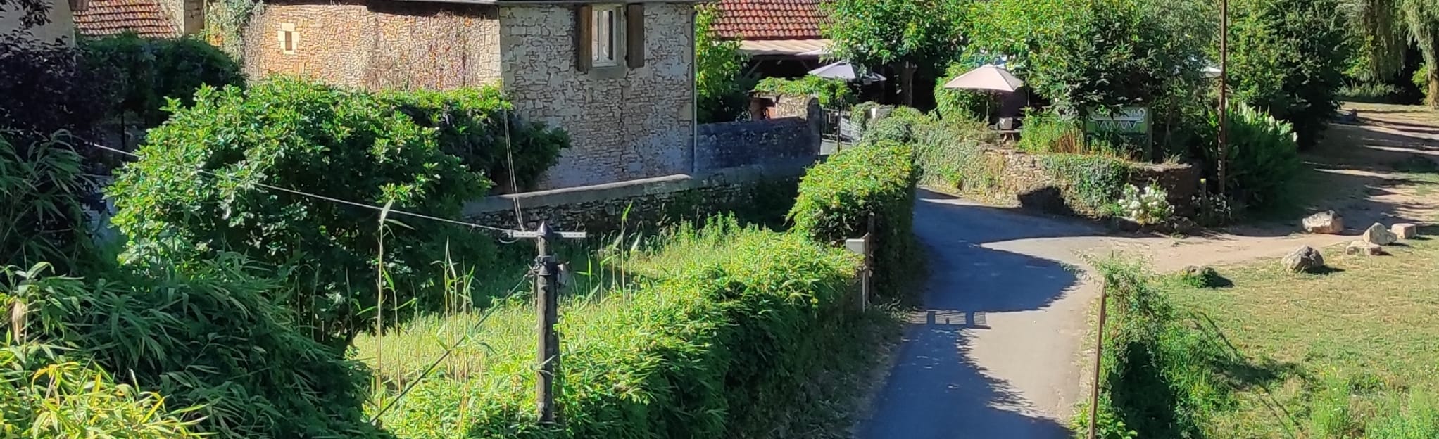 Montignac - Valley of the Vezère | Map, Guide - Dordogne, France ...