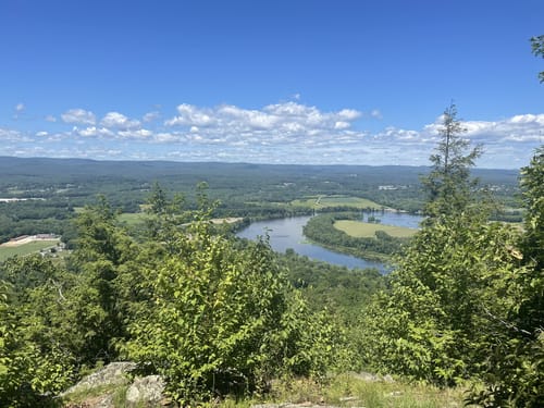 Best 10 Hikes and Trails in Mount Tom State Reservation | AllTrails