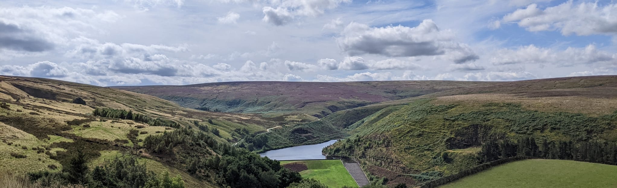 Marsden Station - Four Reservoirs Circular: 743 foto's - West Yorkshire ...
