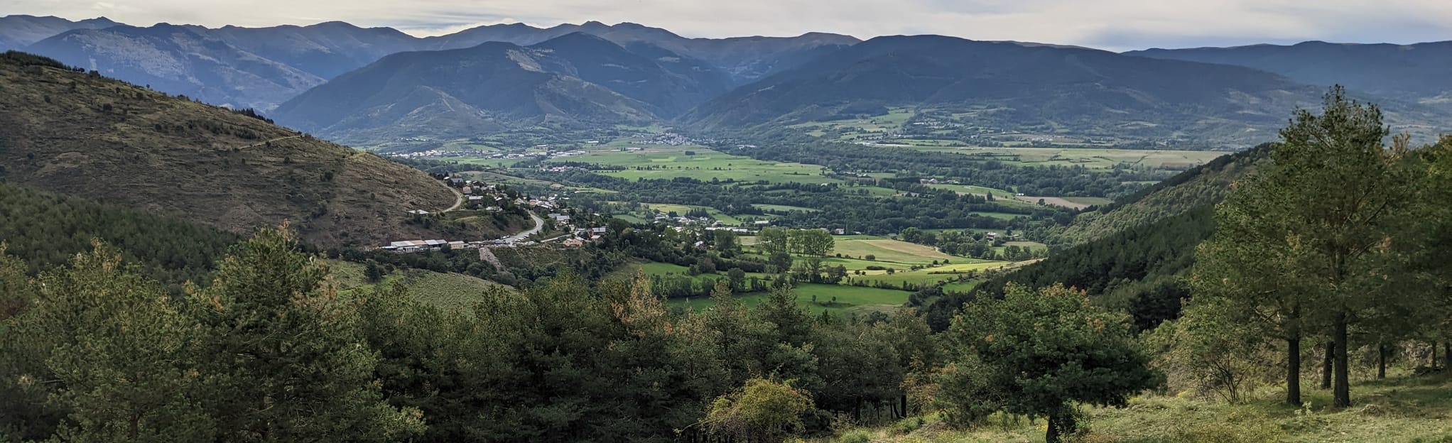 Llívia - Cereja - Salt d’Aigua - Pont del Carrasut - Font del Sofre ...