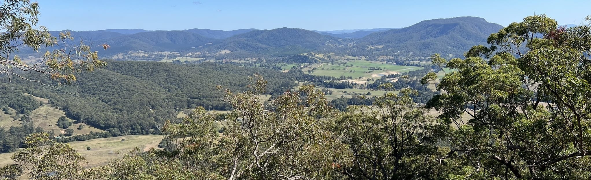 Mount Thilba Thalba via Gheerulla Creek, Queensland, Australia - 30 ...