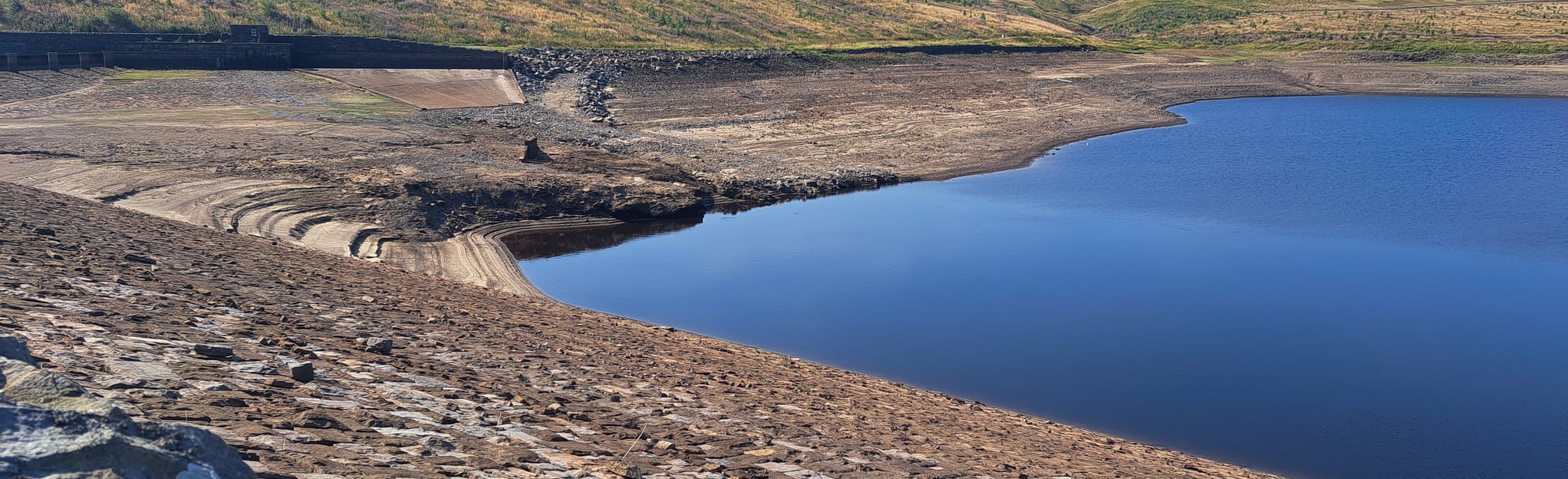 Burnhope Reservoir and Burnhope Seat Circular - County Durham, England ...