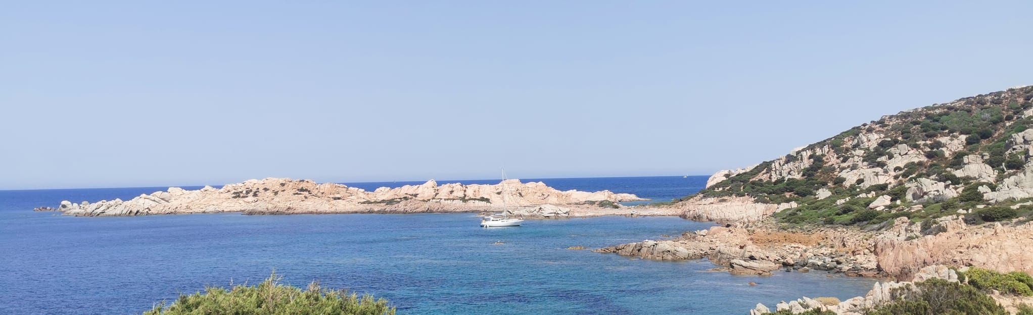 Becco di Vela - Cala Napoletana: 89 foto - Isola di Caprera, Italia ...