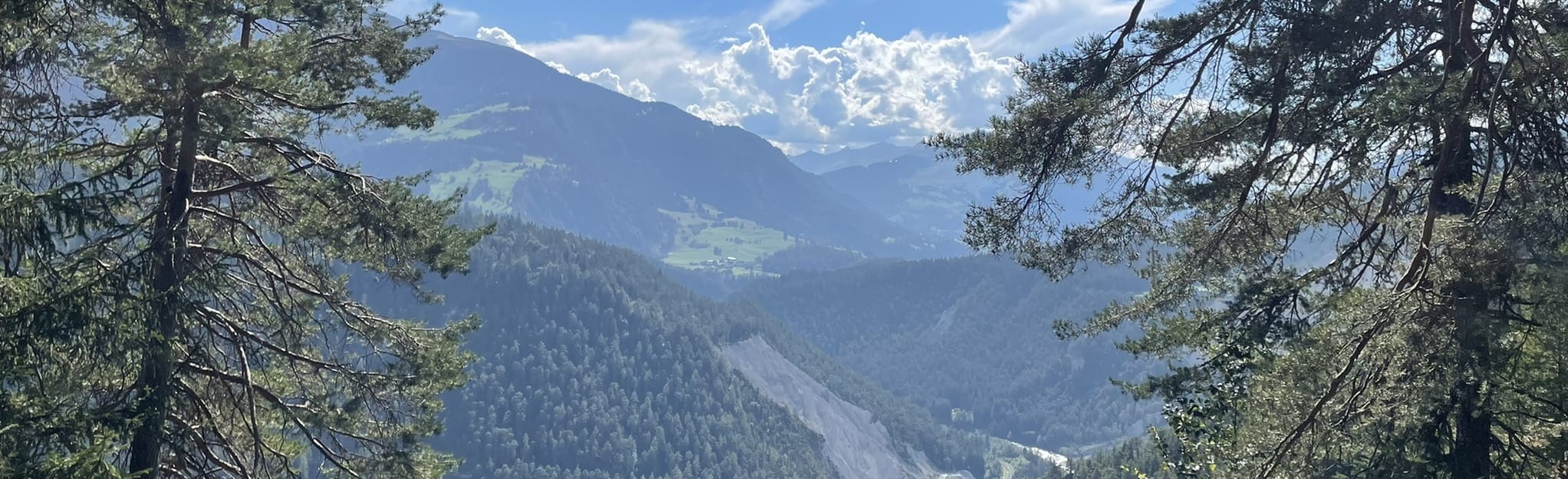 Trin Mulin - Crestasee - Il Spir, Graubünden, Switzerland - 3 Reviews ...