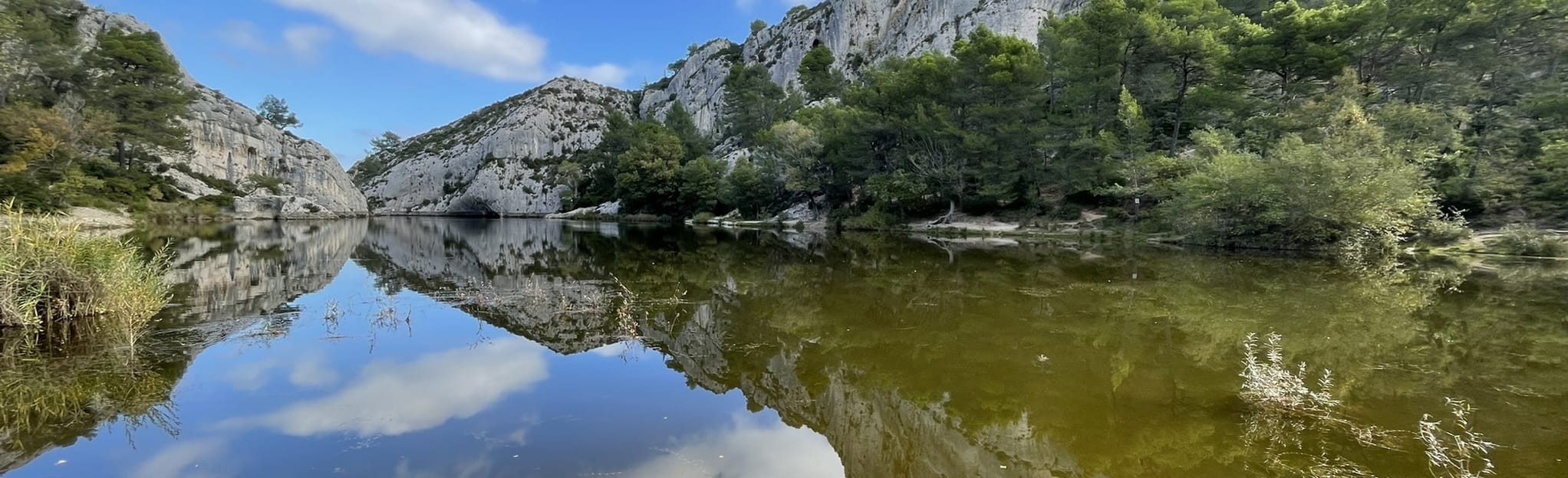 Lake Peirou - Glanum circuit | Map, Guide - Bouches-du-Rhône, France ...