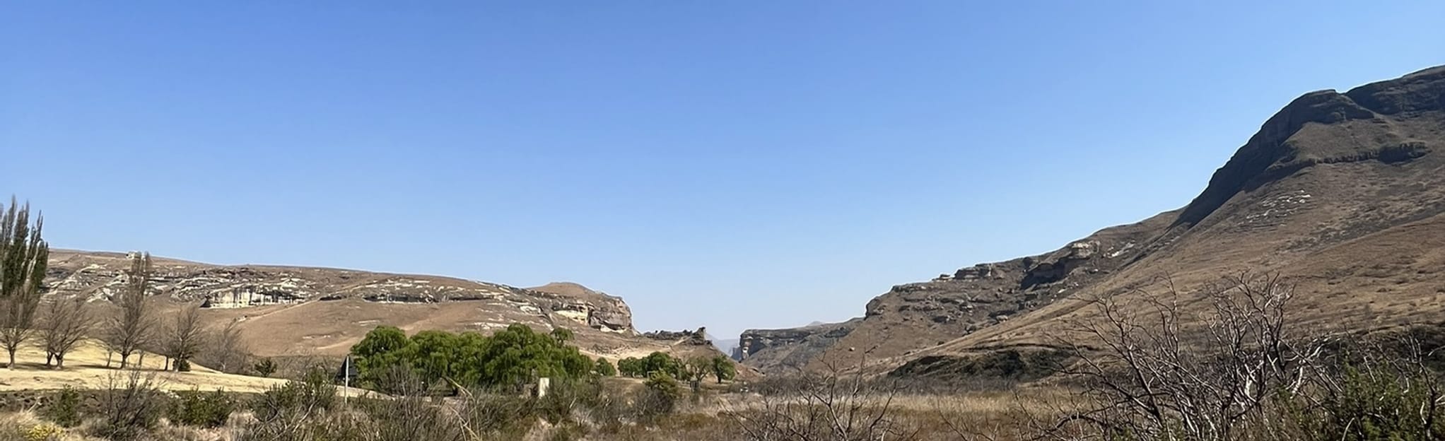 Brandwag Buttress Trail from Golden Gate Hotel, Free State, South ...
