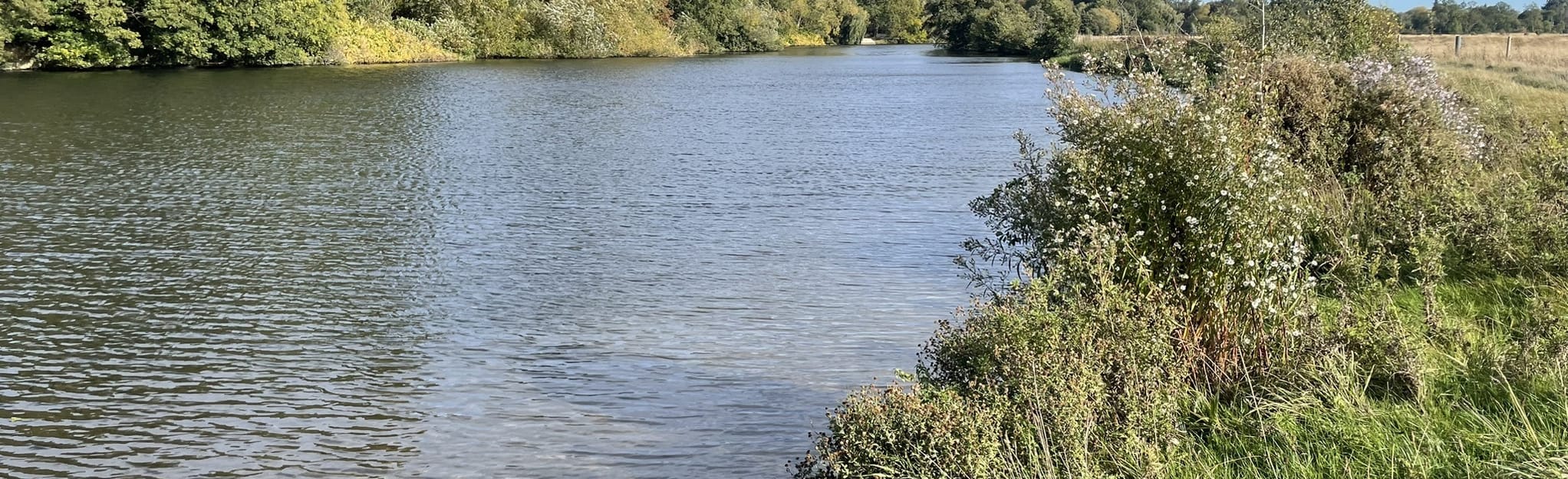River Thames, Day's Lock and Wittenham Clumps Circular - Oxfordshire ...