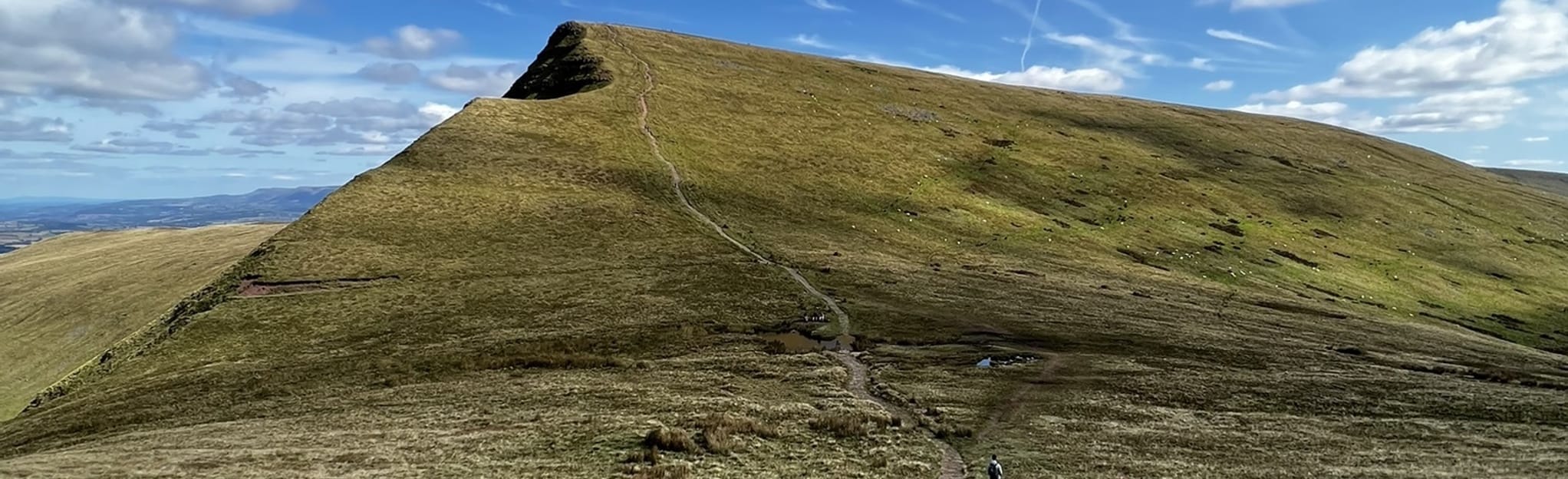 Fan y Big, Cribyn, Pen y Fan, and Corn Du Circular: 551 Reviews, Map ...