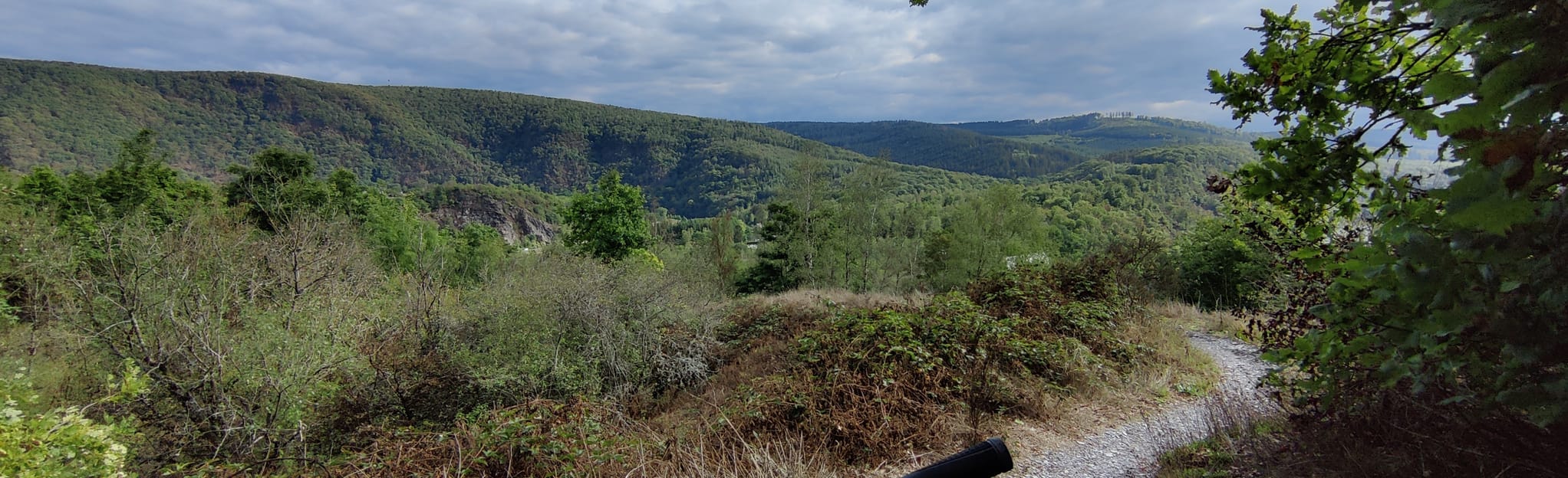 Fumay - Entre la Frontière et La Meuse: 15 foto's - Ardennes, Frankrijk ...