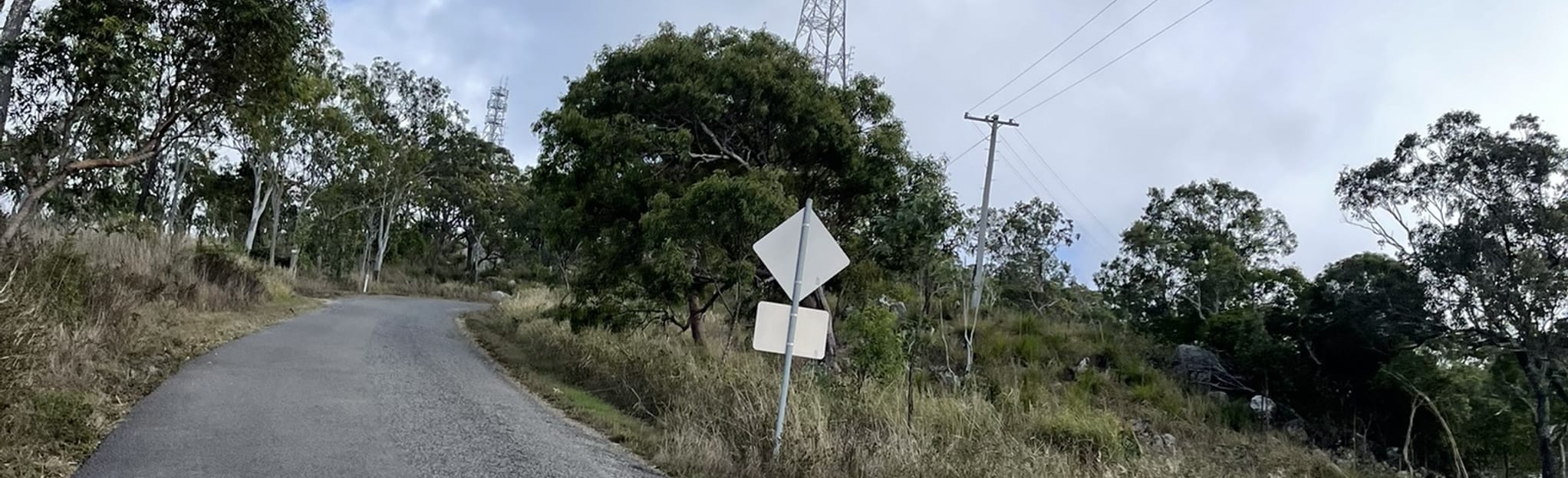 Mount Stuart via Mount Stuart Downhill Track, 34 Fotos - Queensland ...