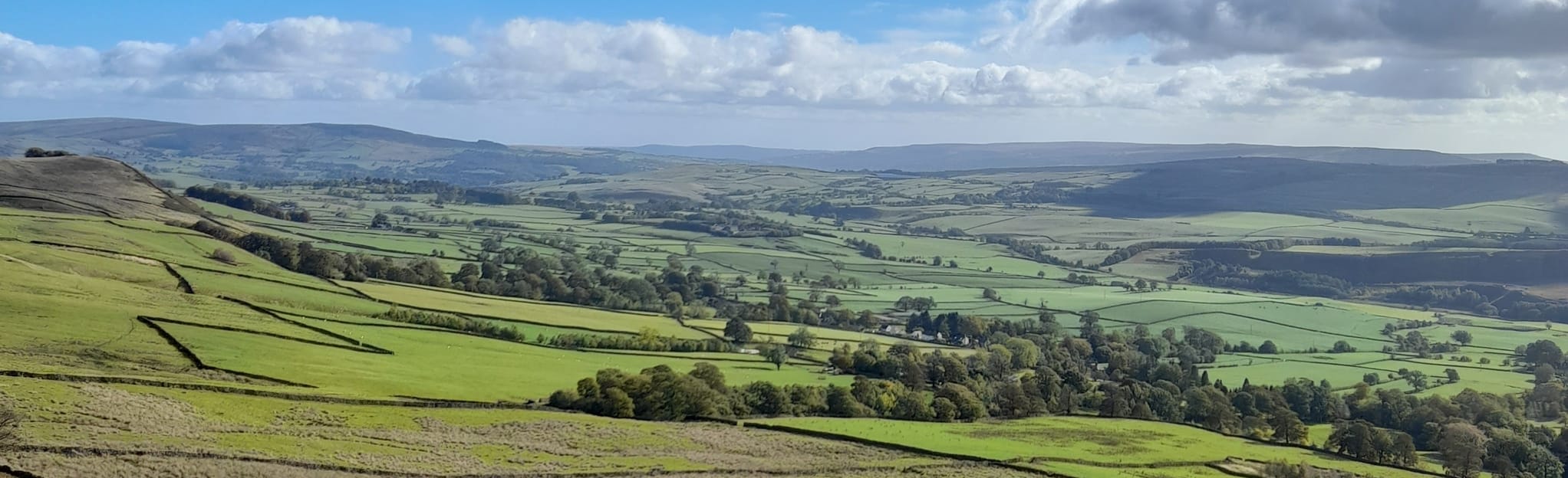 Embsay Reservoir and Embsay Crag Circular - North Yorkshire, England ...