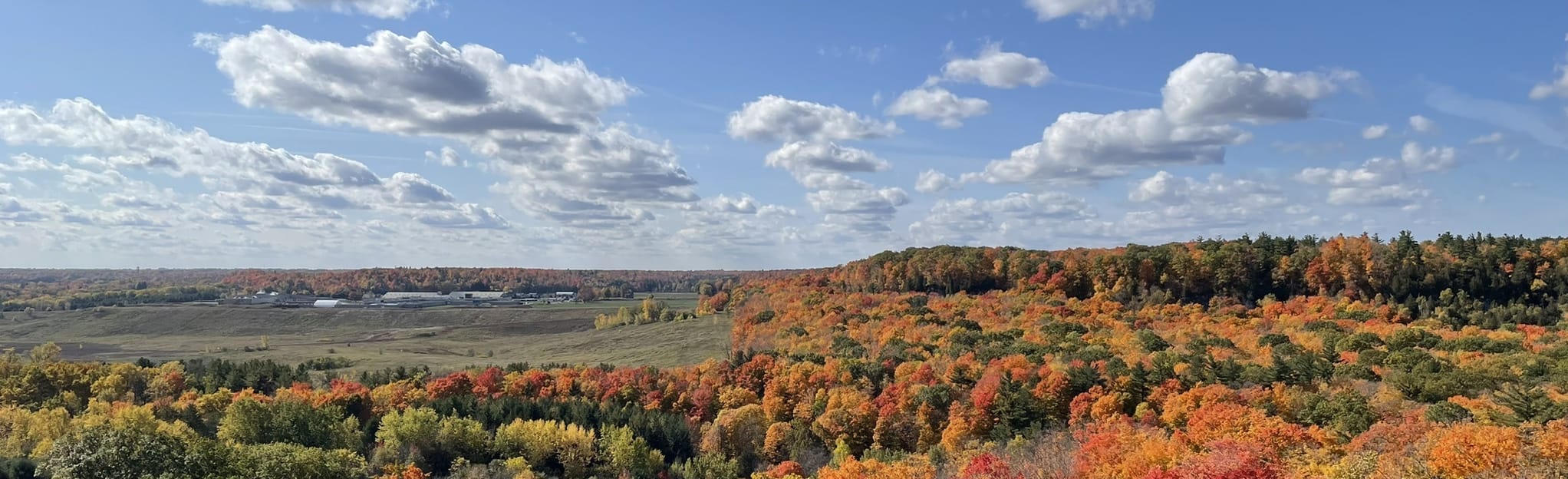 Canyon and Buffalo Crag Lookout Loop: 1.177 foto's - Ontario, Canada ...