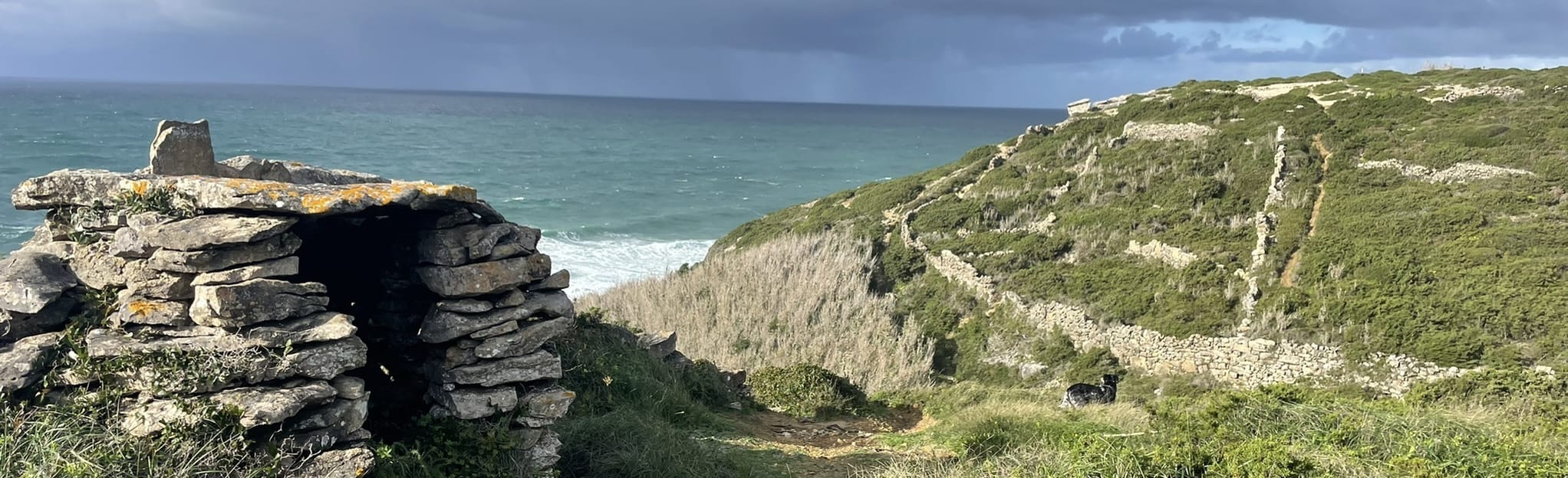 Praia de São Julião - Cascata da Ribeira da Mata - Praia da Samarra ...