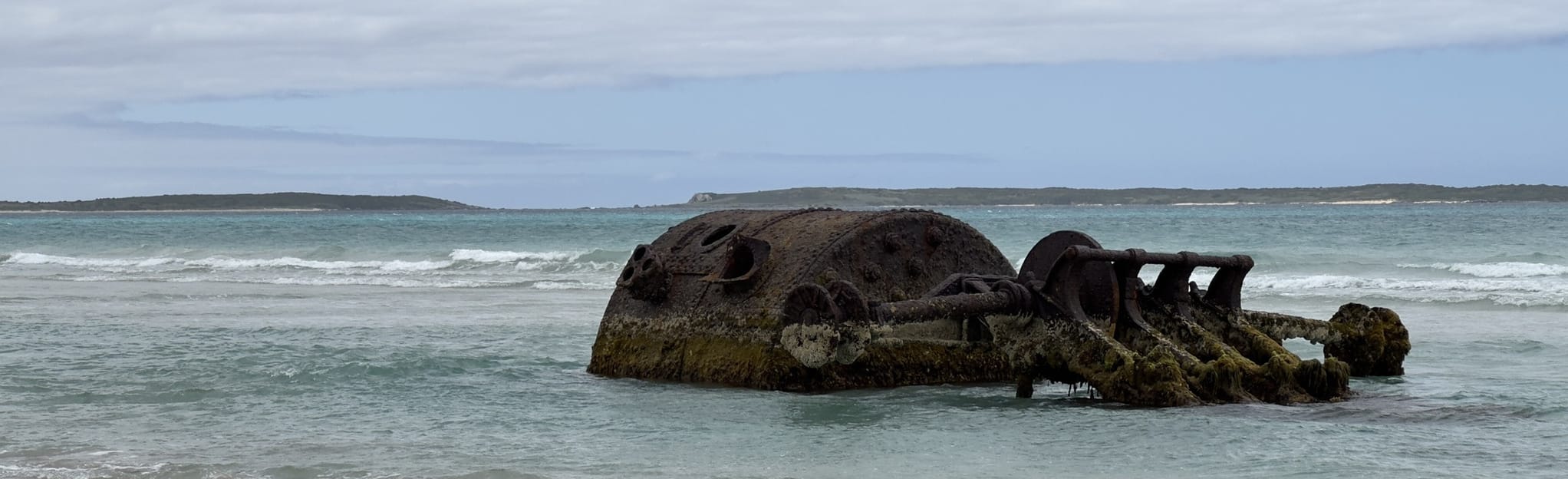 Shannon Wreck via Yellow Rock Beach: 1 Reviews, Map - Tasmania ...