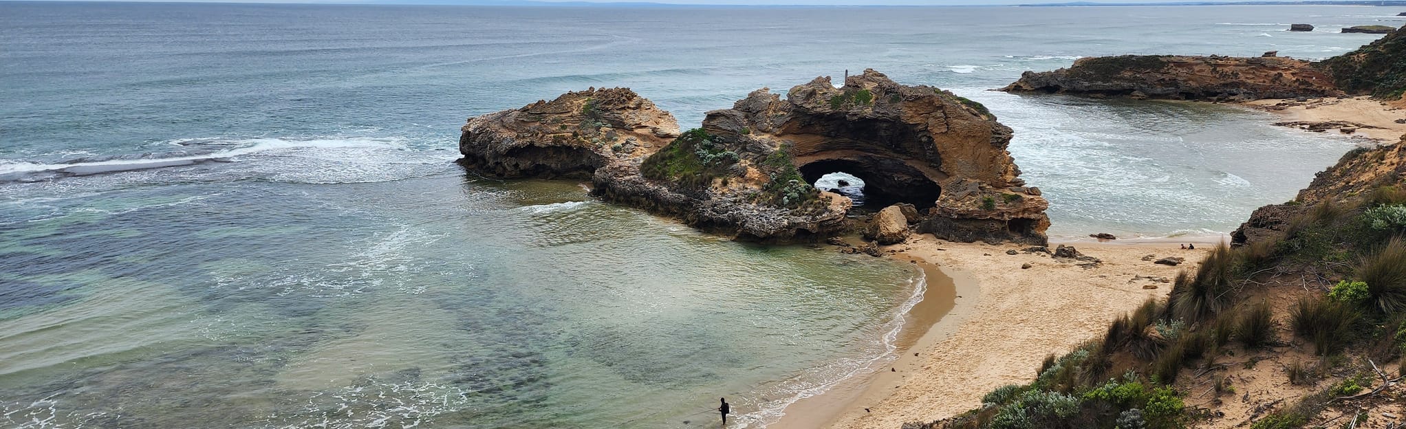 Portsea Surf Beach to London Bridge Lookout Loop, Victoria, Australia ...