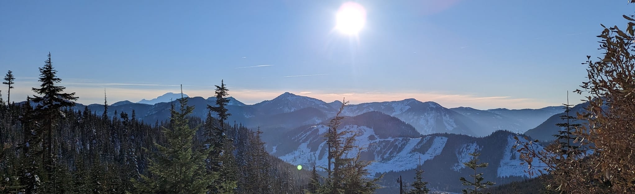 Hyak Lake and Surveyors Lake Loop - Washington | AllTrails