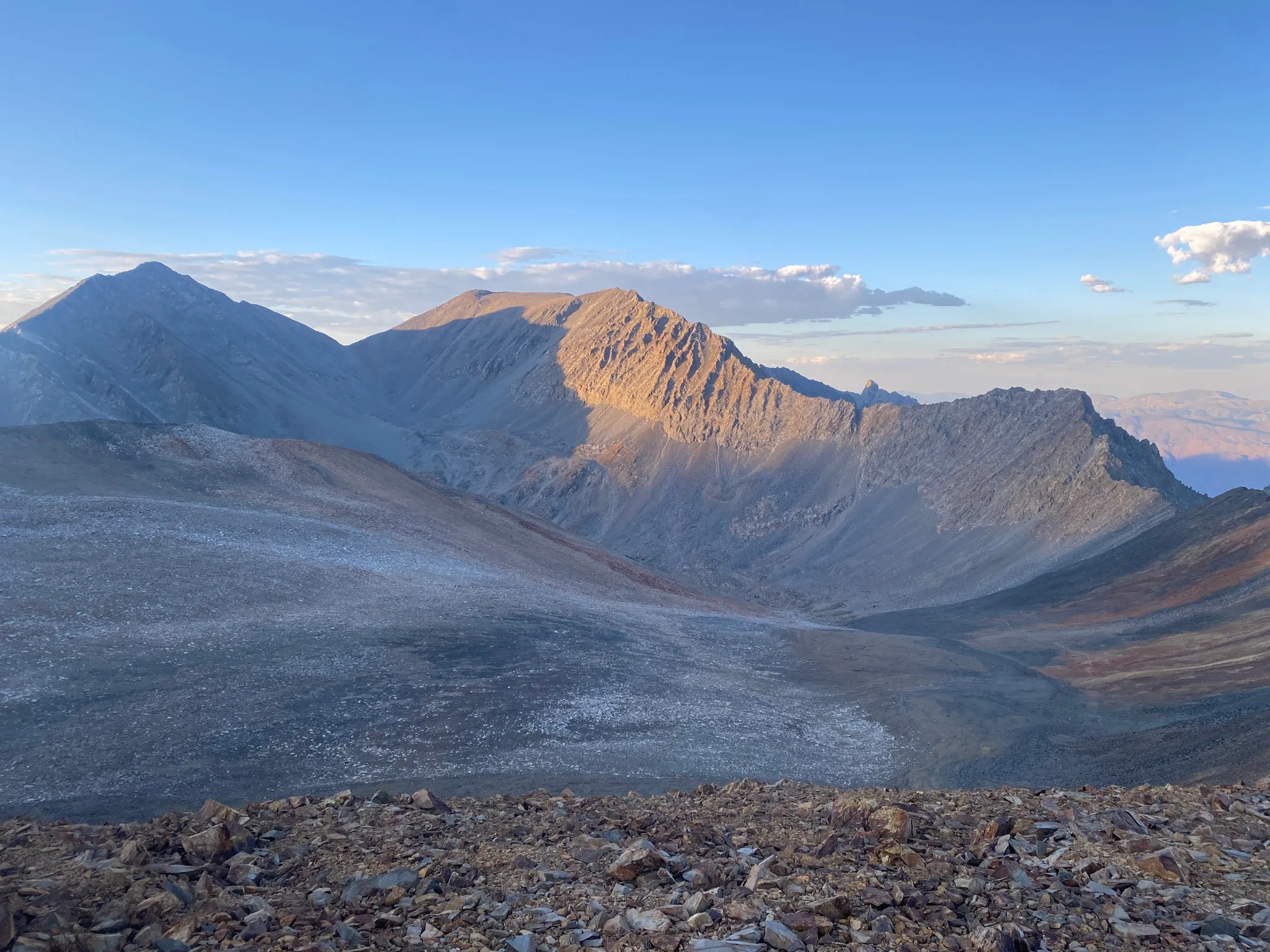 14 Best Hikes in the Sierra Nevadas That Aren't Yosemite • Nomads With A Purpose