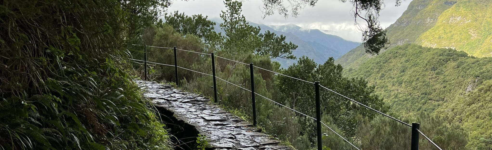 Rota da Levada do Risco via Túnel do Rabaçal, Madeira, Portugal - 124 ...