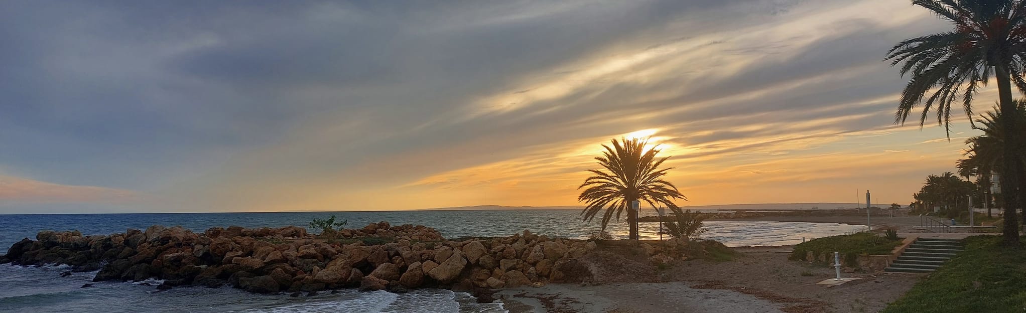 Playa del Carabassí - Cala de la Virgen - Puerto Deportivo: 21 Fotos ...